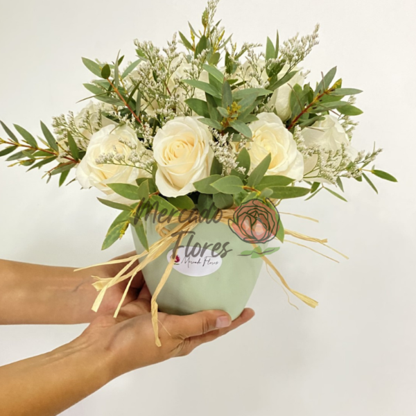 Flor y Estilo - Flores por mayor, varas, arreglos, ramos y Más