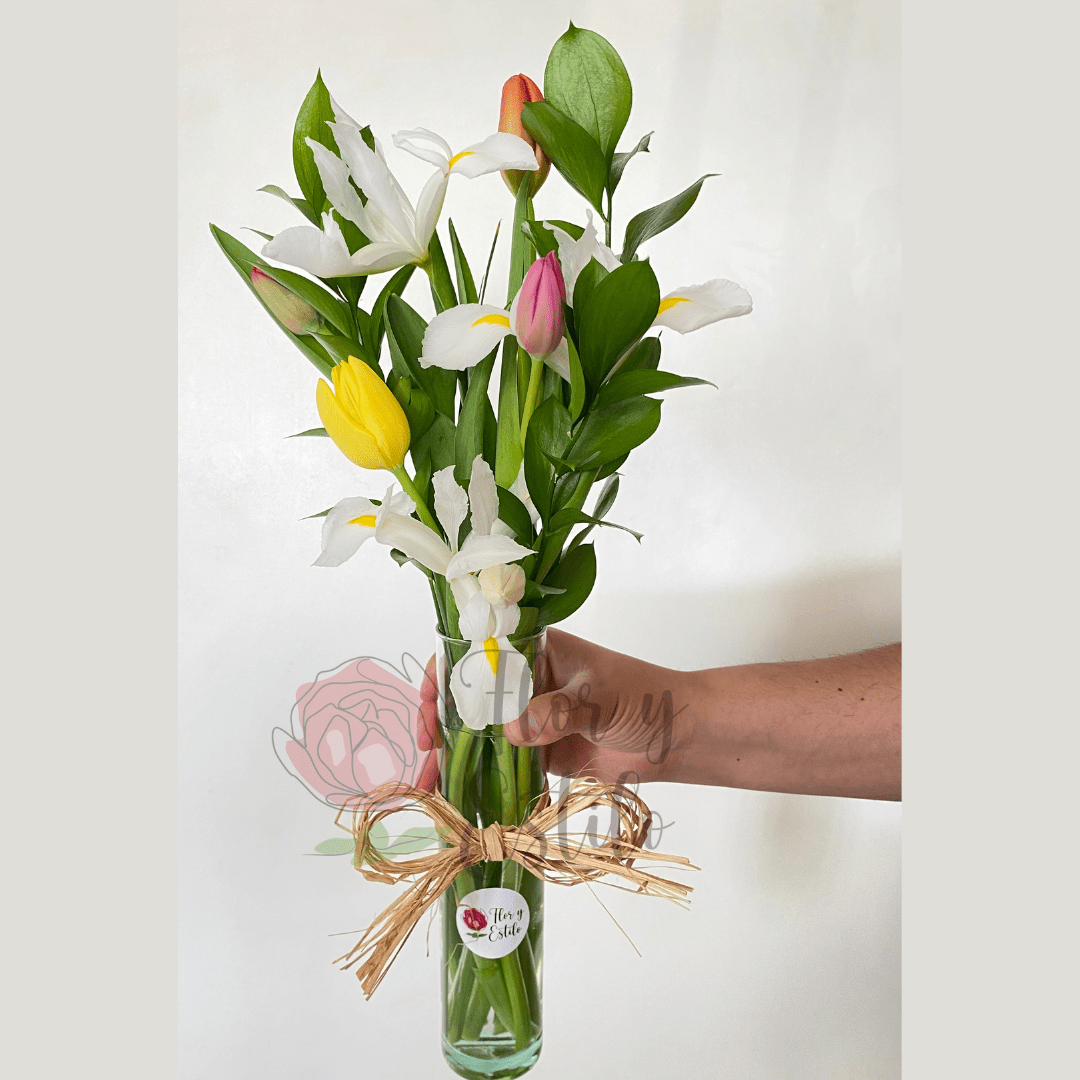 Categoría: Floreros - Flor y Estilo